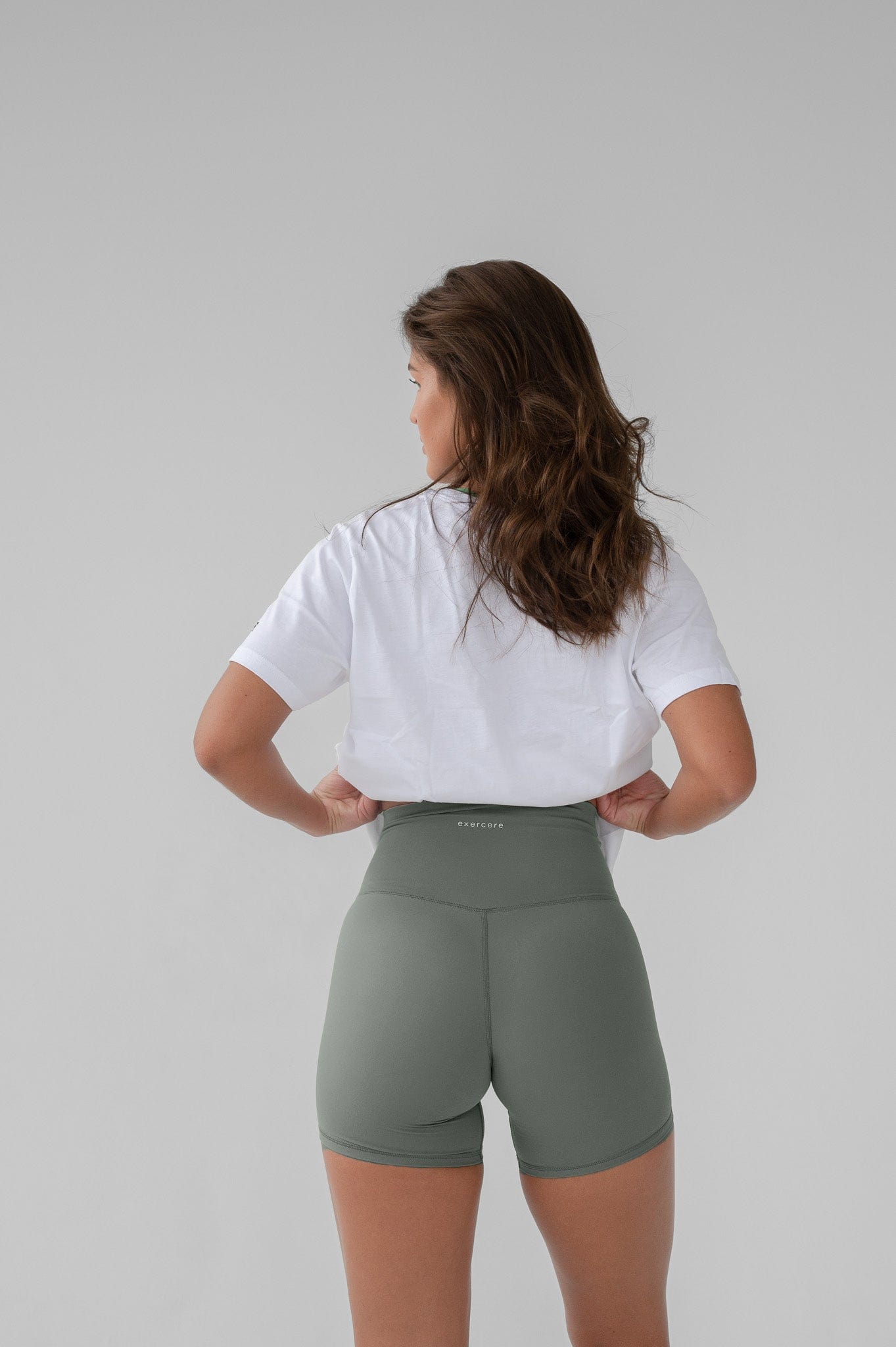 Exercere | Eksklusivt træningstøj for kvinder af kvinder